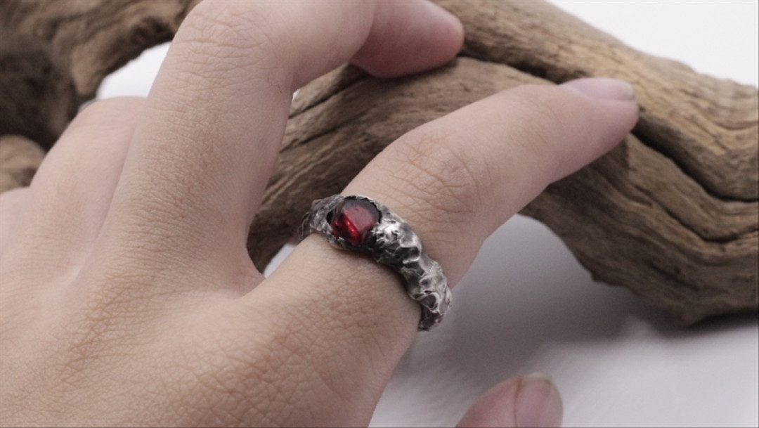 "ignis" The ring of fire in fantasy | idus