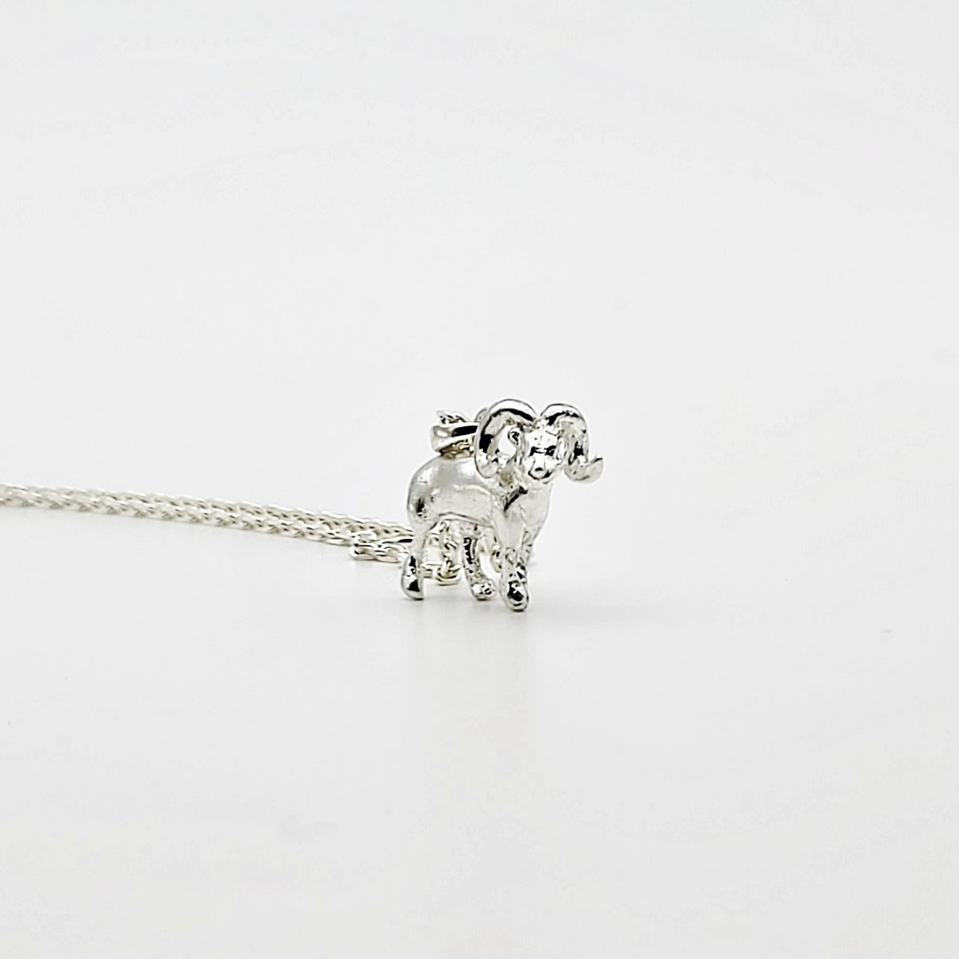 Mini goat pendant (928silver) | idus