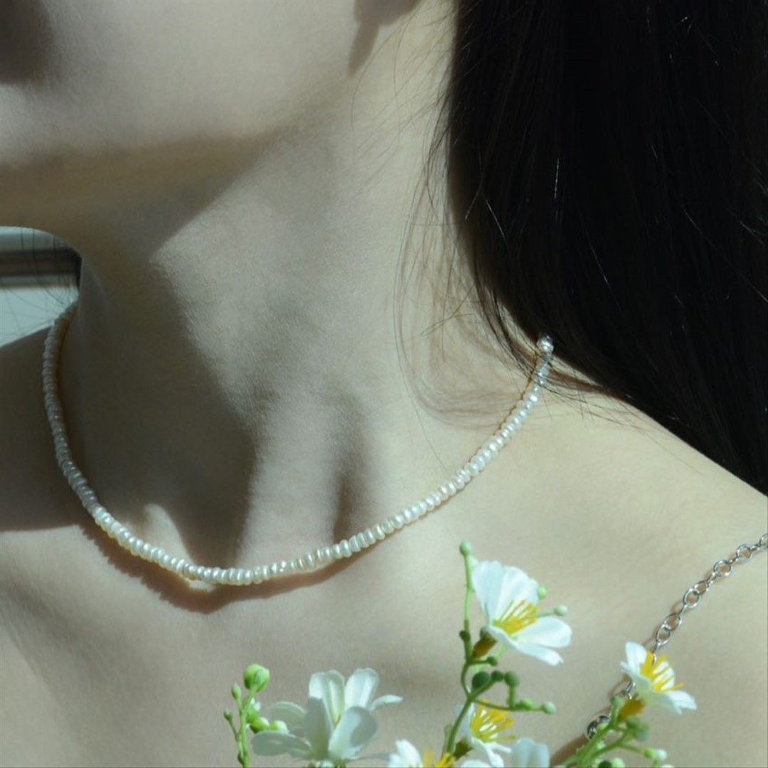 Tiny pearls necklace | idus