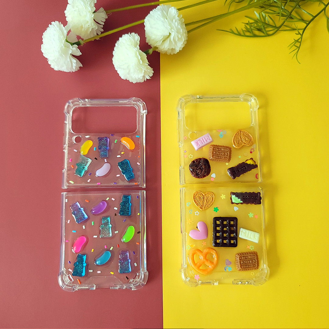 Z Flip Sweet dessert phone case | idus