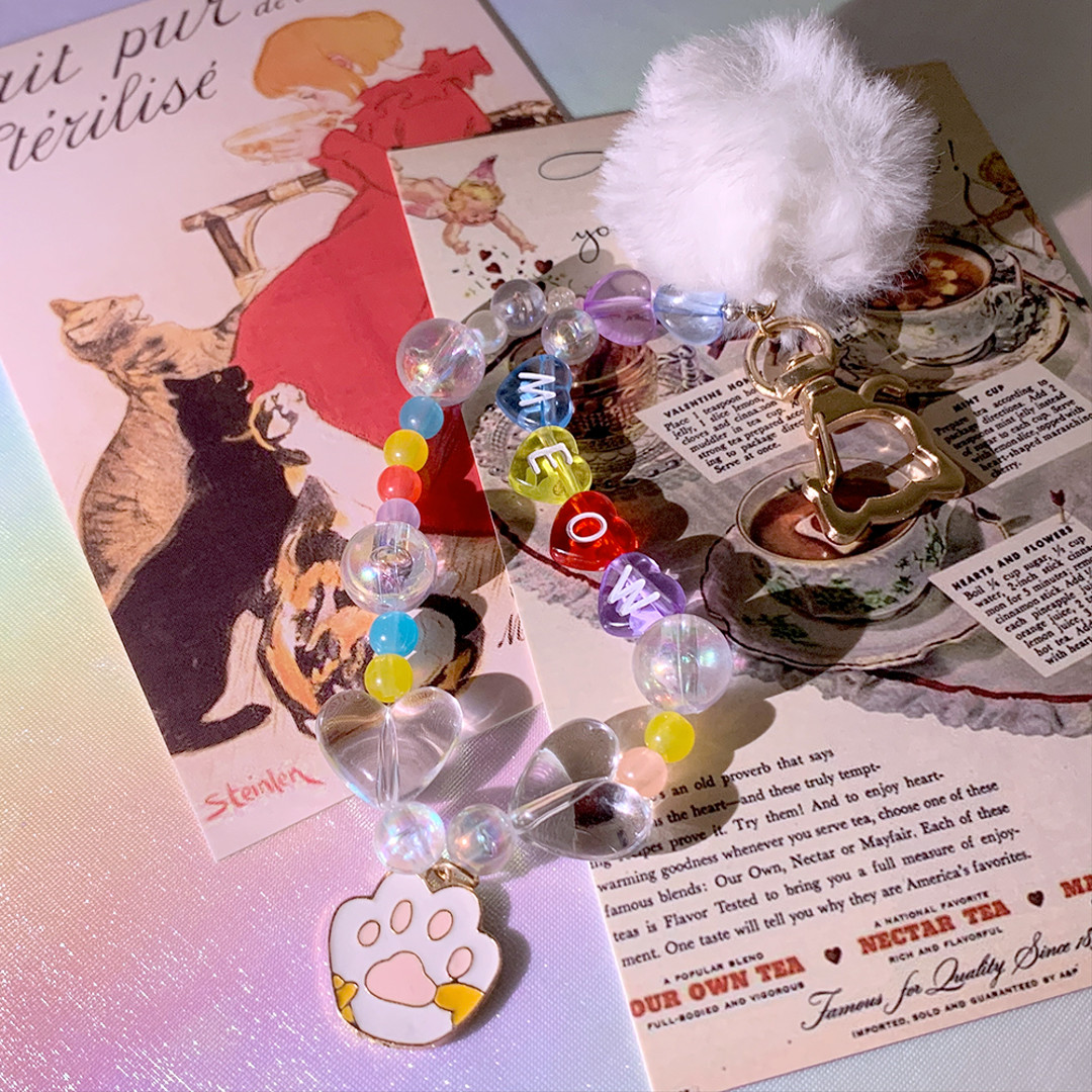 Cute Cat's paw foam Key ring | idus